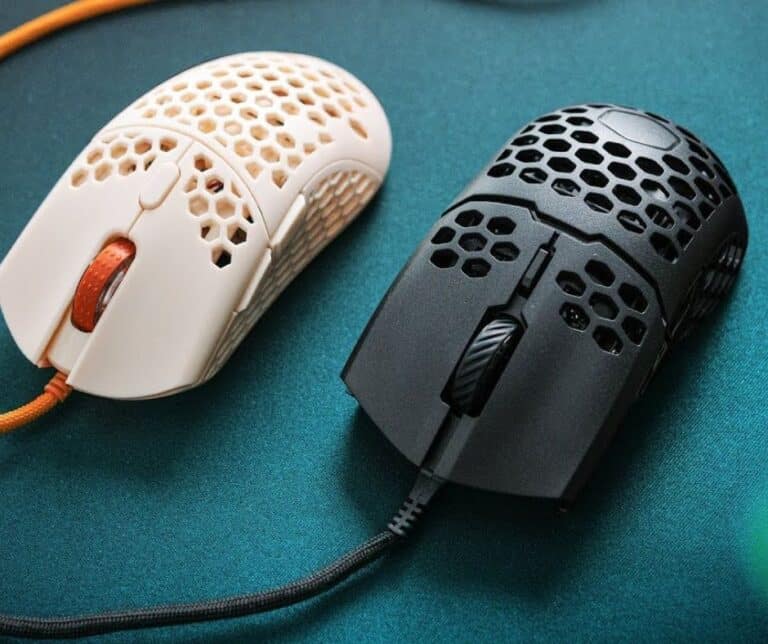 Lightest Gaming Mouse: Ultimate Reviews for Buyers
